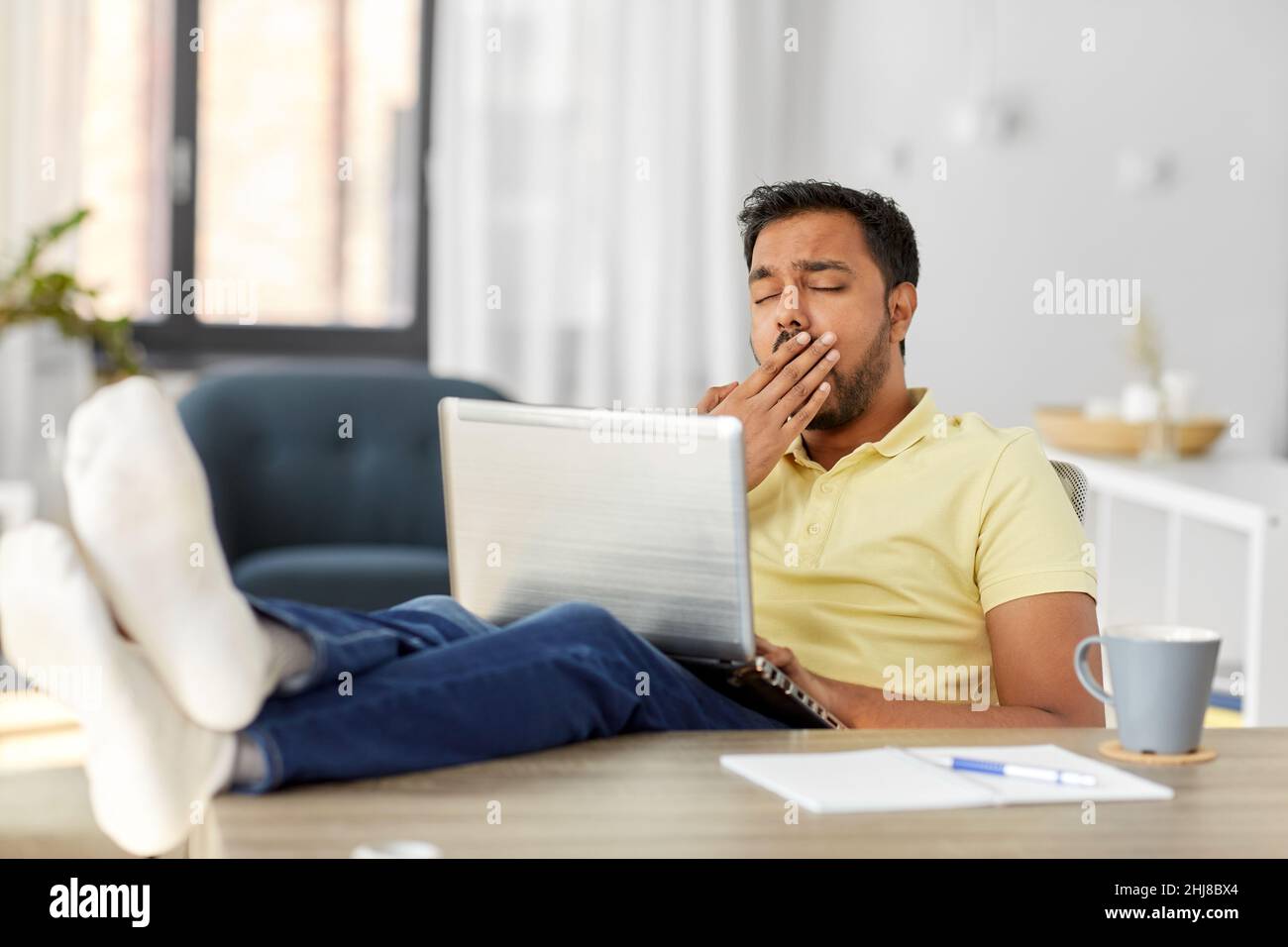 Office man feet table hi-res stock photography and images - Alamy