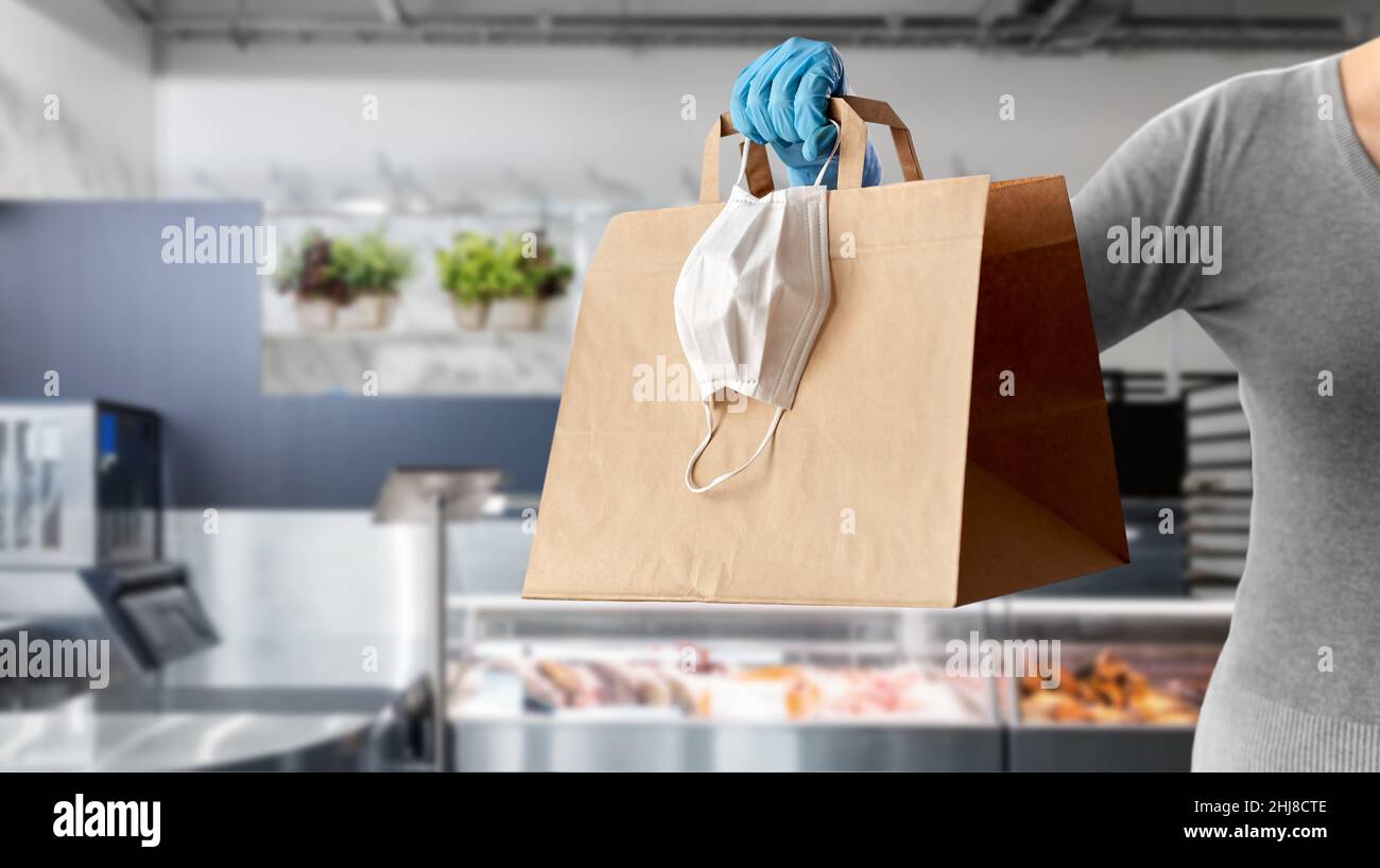 Paper bag face hi-res stock photography and images - Alamy