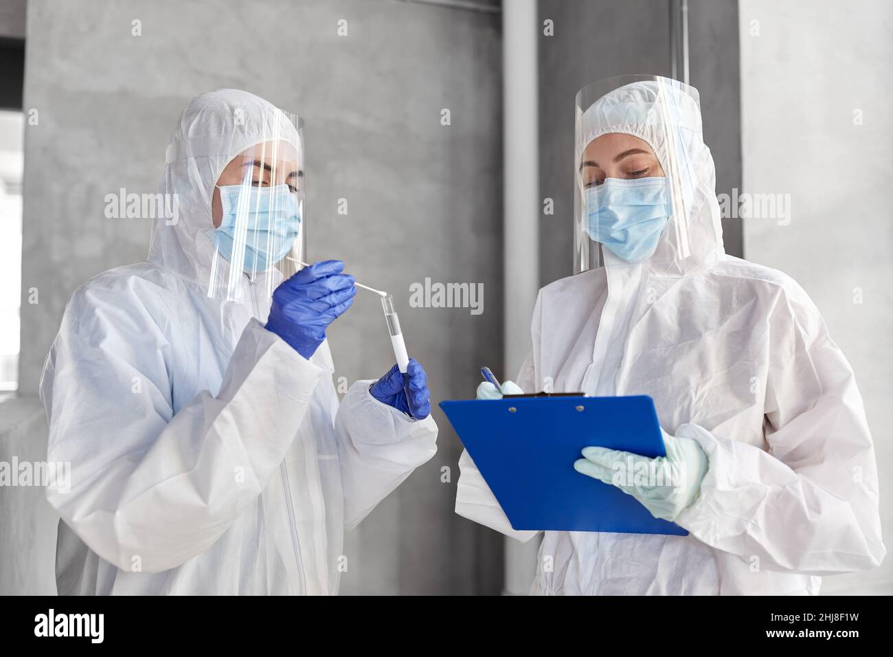Lab face shield hi-res stock photography and images - Alamy