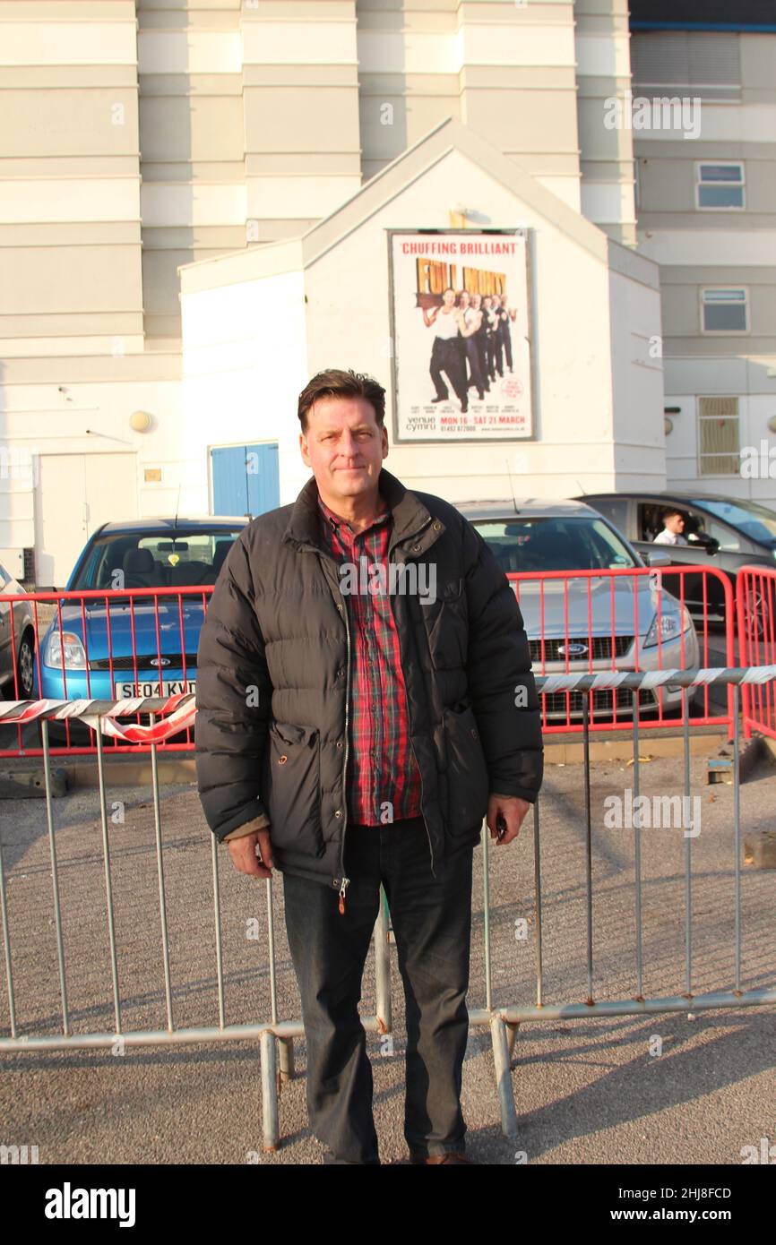 Actor andrew dunn hi-res stock photography and images - Alamy