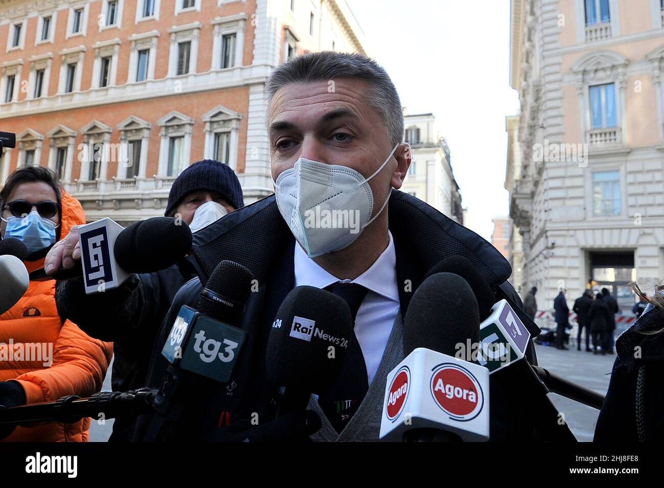 Edoardo rixi hi-res stock photography and images - Alamy