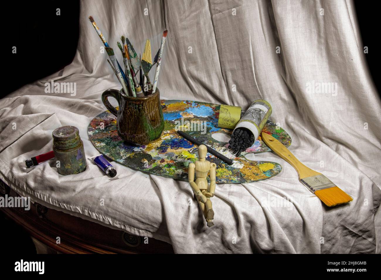 Drawingtools hi-res stock photography and images - Alamy