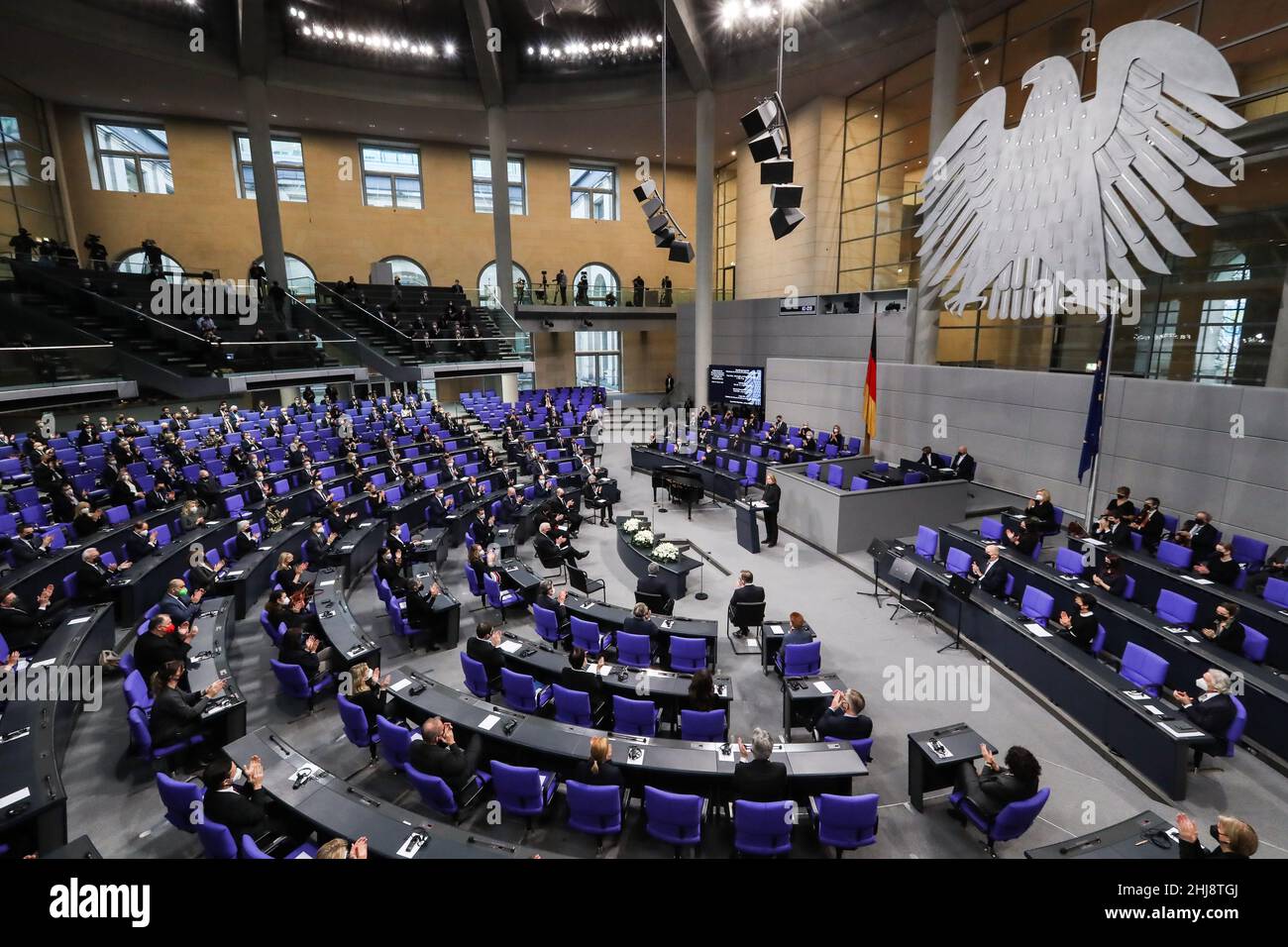 Berlin, Nazism at the German Bundestag in Berlin. 27th Jan, 1945. Photo ...