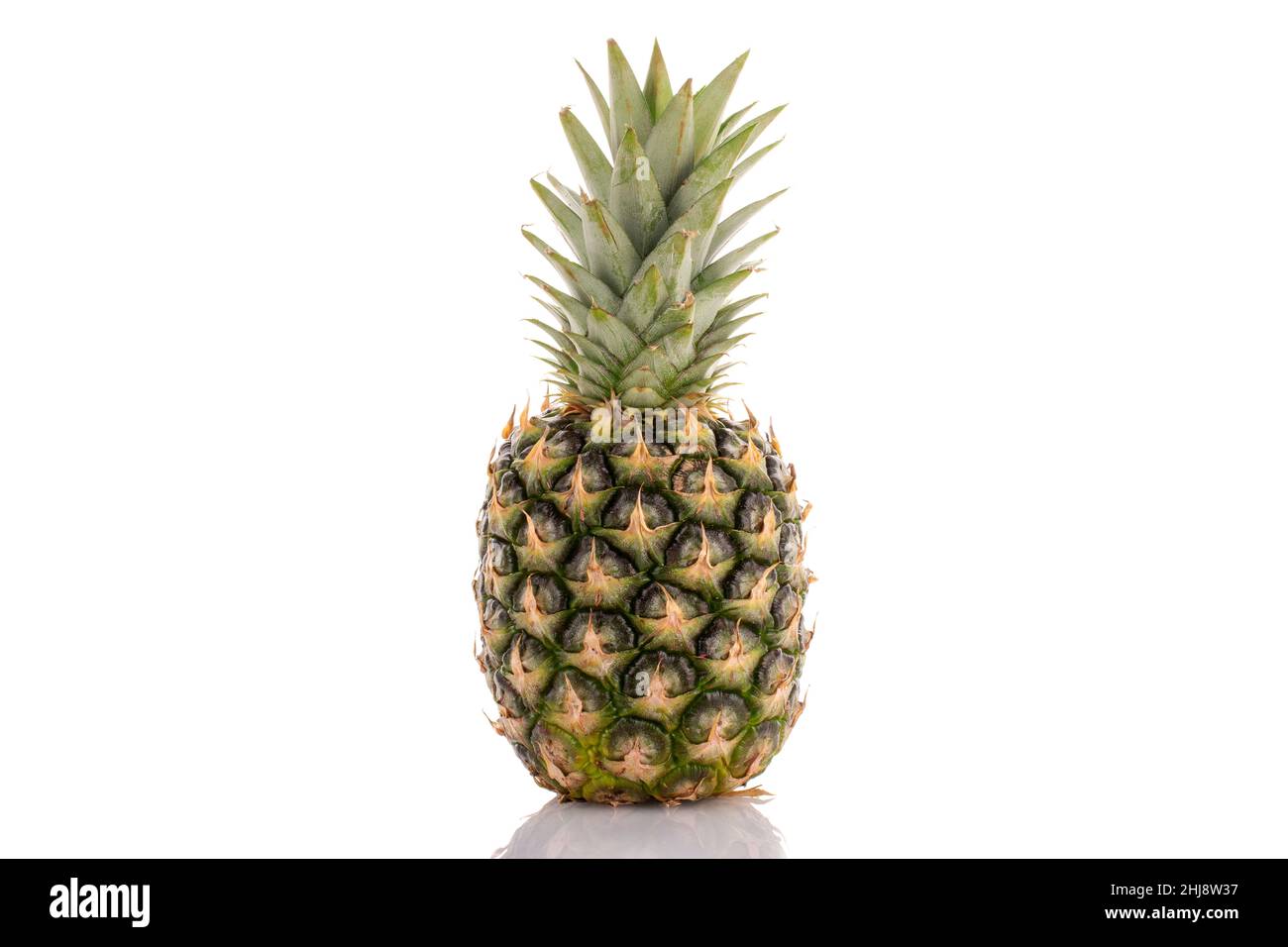 One ripe organic pineapple, close-up, isolated on white Stock Photo - Alamy