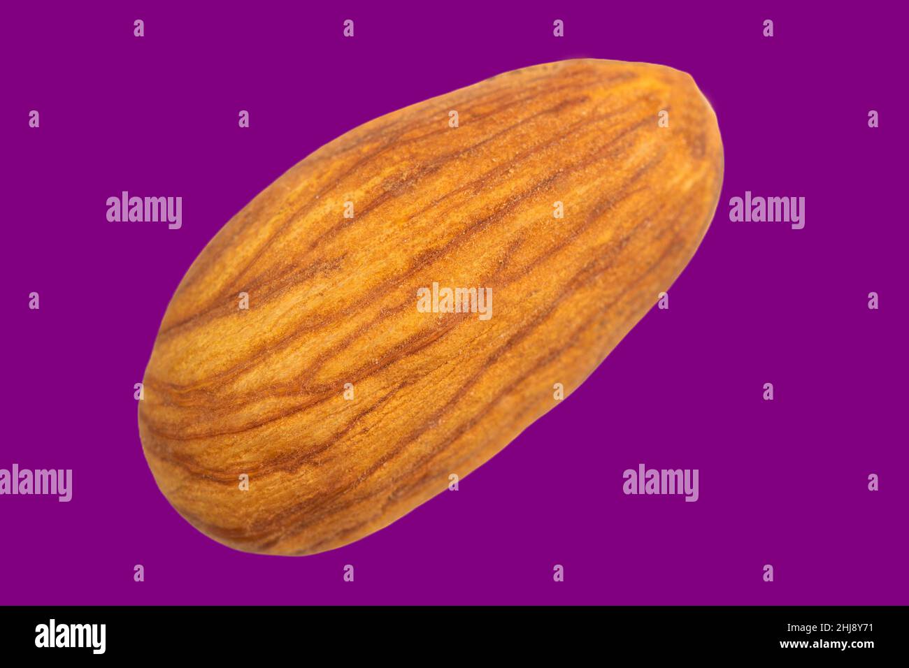 Almond seed hi-res stock photography and images - Alamy