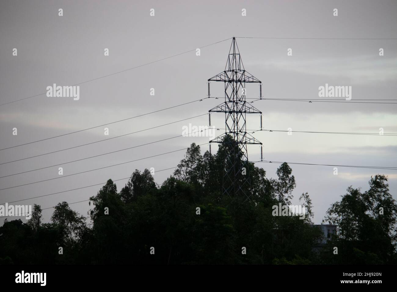 Transmission line high voltage hi-res stock photography and images - Alamy