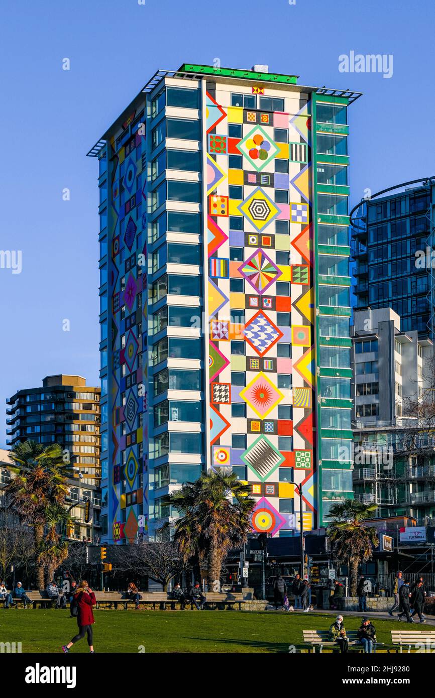 The Berkeley building murals by Douglas Coupland, West End, .Vancouver ...