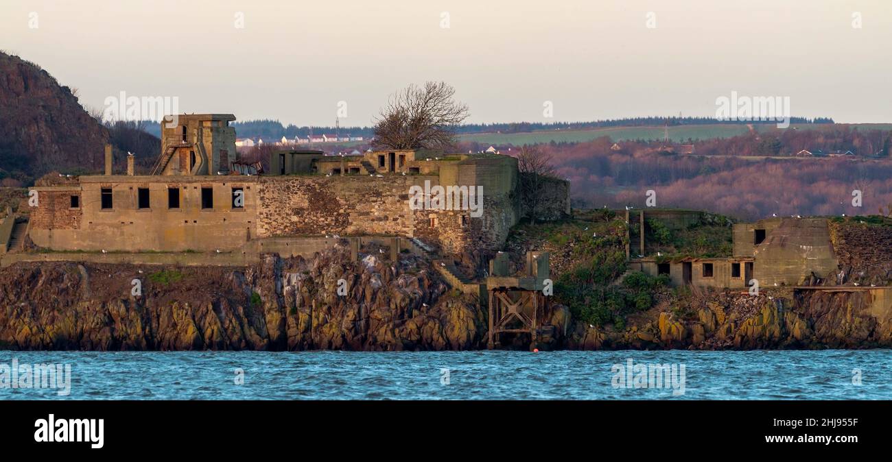 Inchgarvie Island was used as a defence for World War One and Two ...