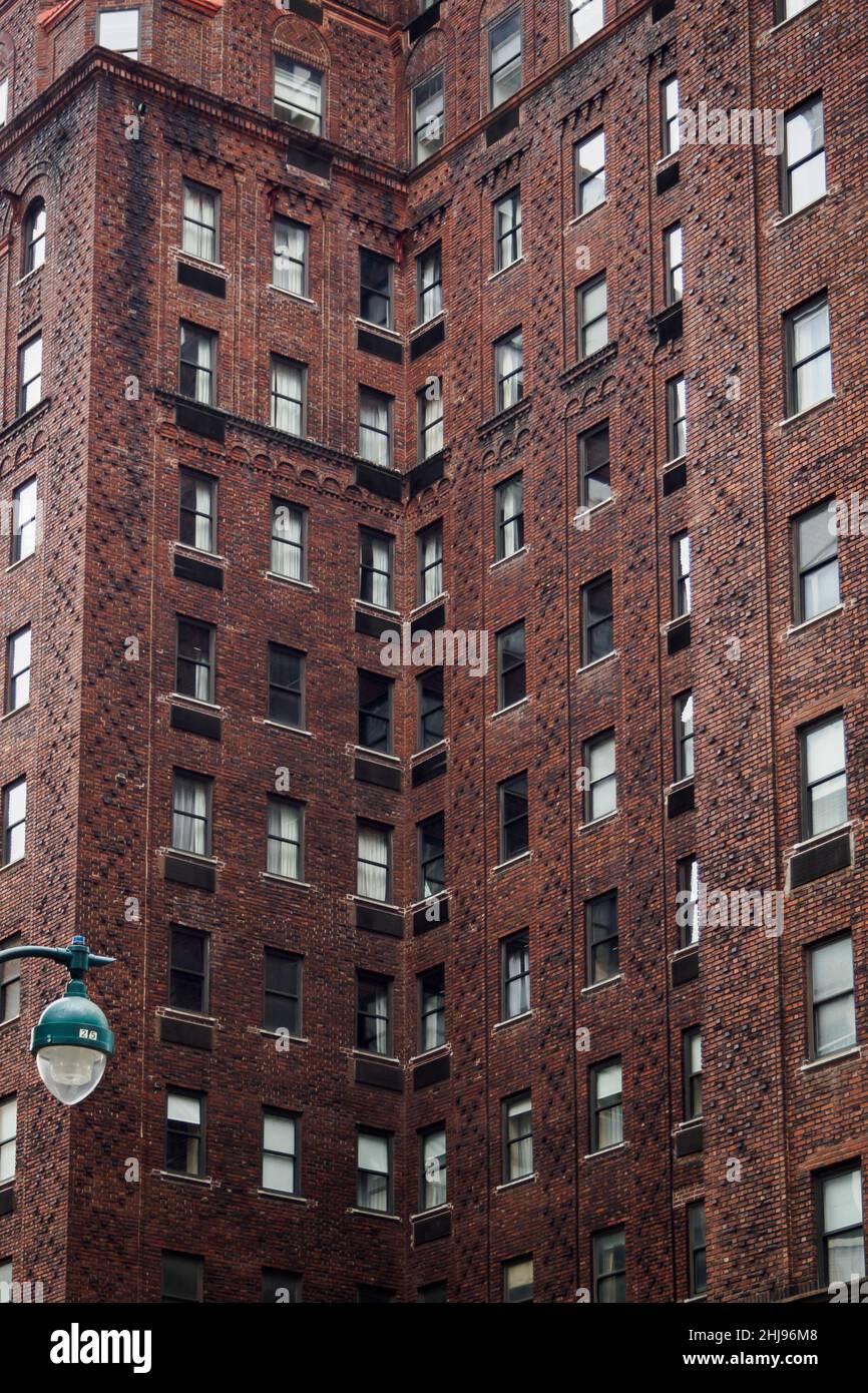 Red brick building typical of New York streets, NYC Stock Photo - Alamy