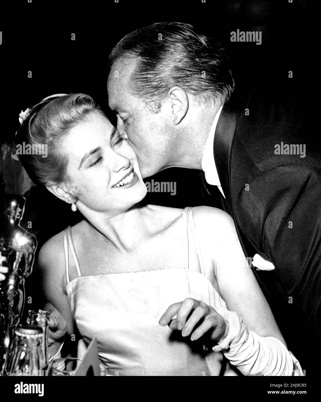 Grace Kelly Oscars Grace Kelly And Clark Gable At The 1955 Oscars
