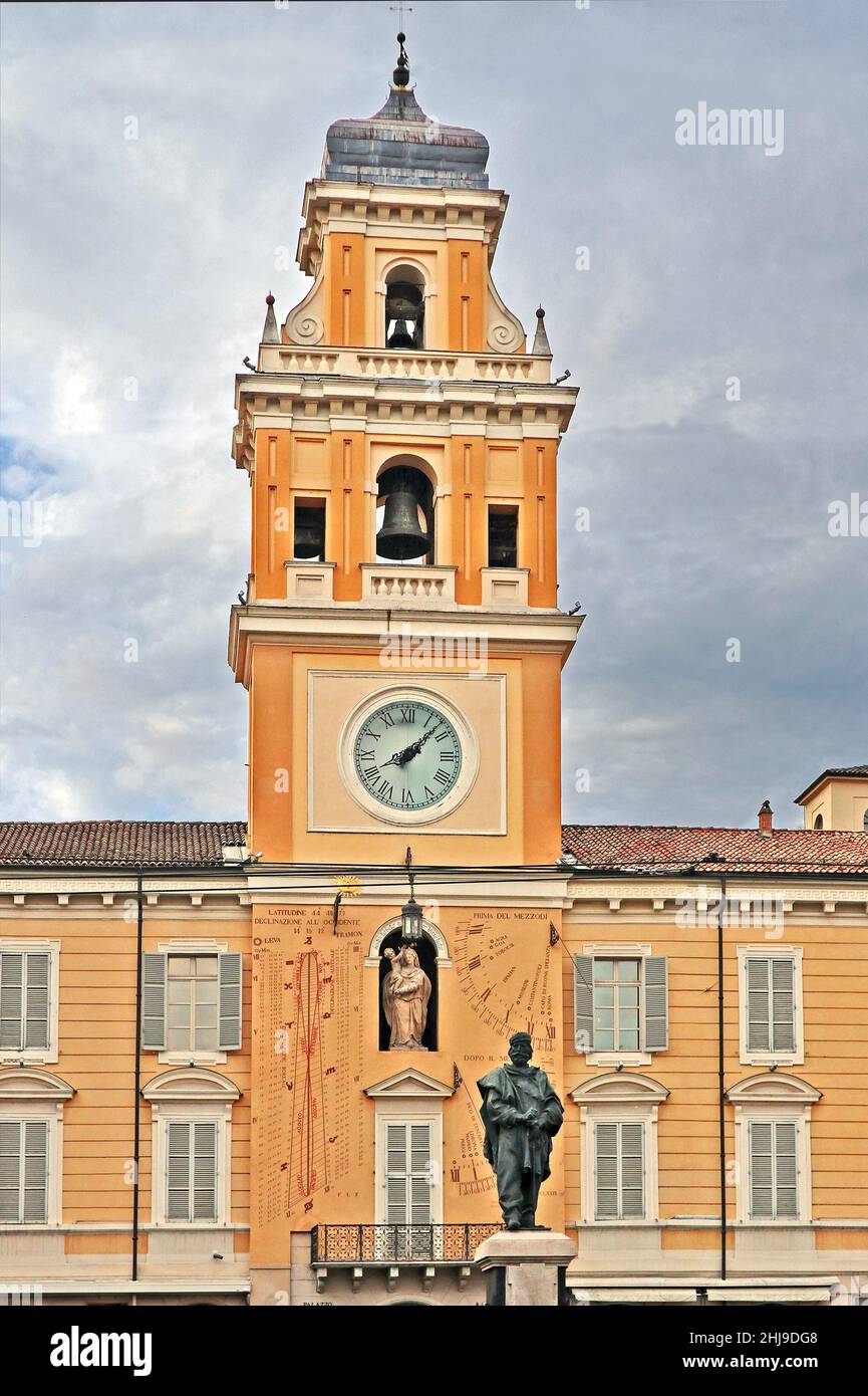 Parma. Tower of the governor's palace. In the foreground monument to G ...