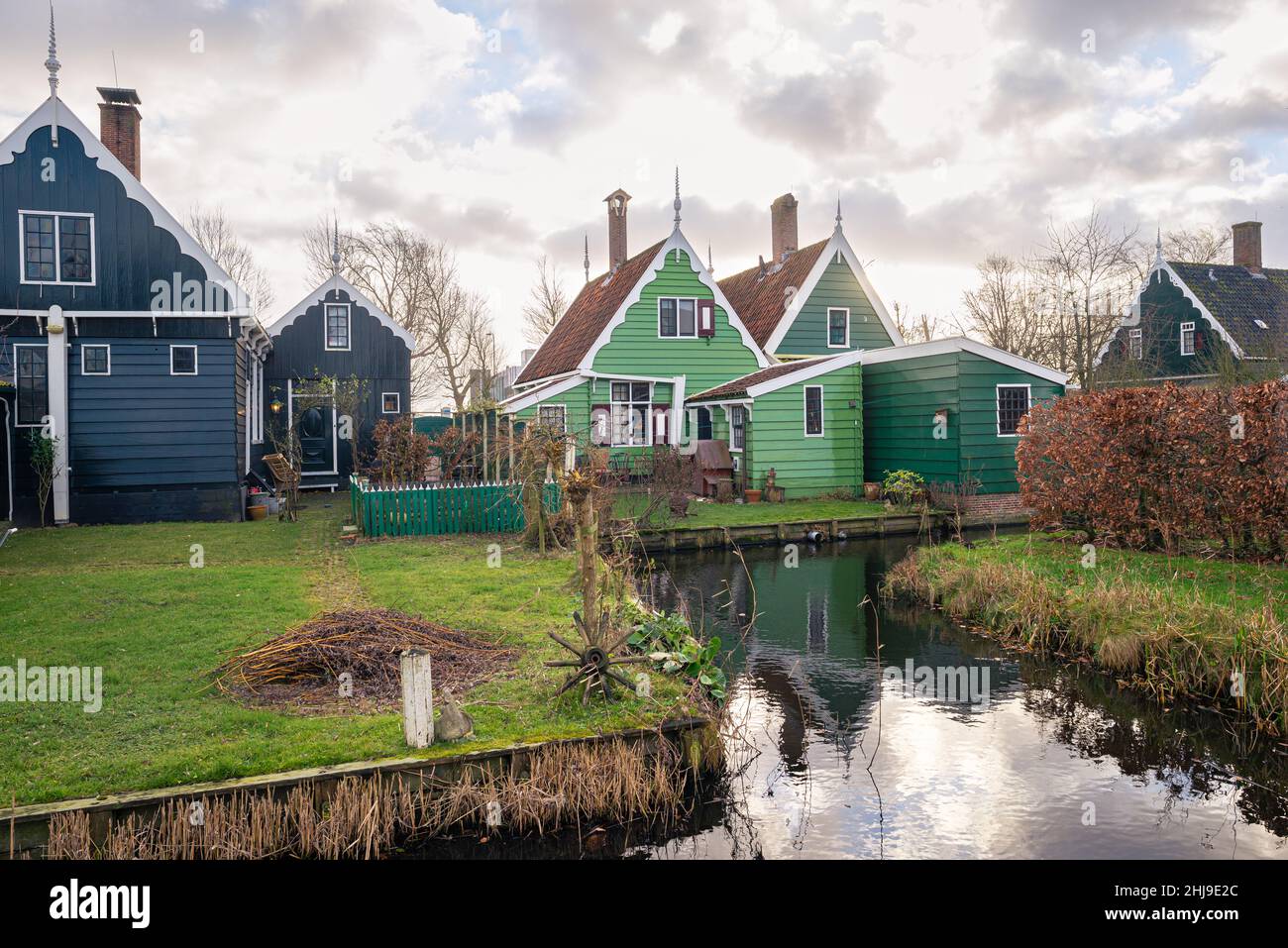 Traditional wooden Dutch houses in the countryside of Holland Stock ...