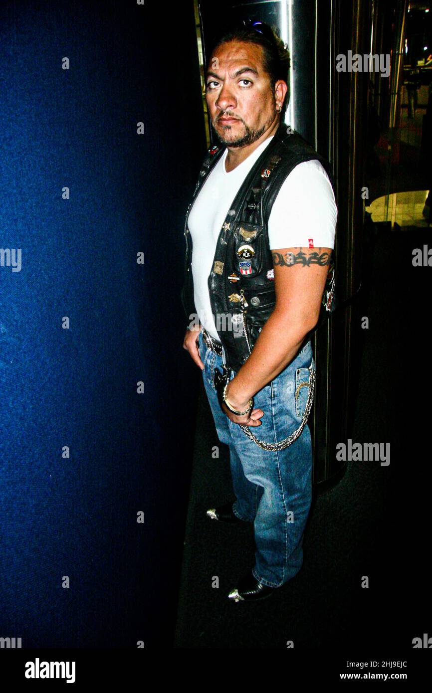 Carlos Trejo the "Cañitas" of the paranormal investigator and ghost ...