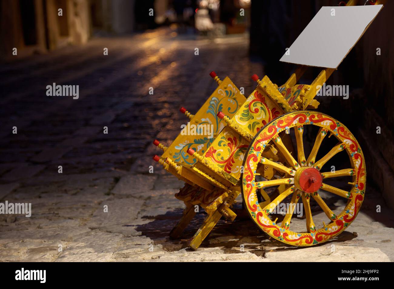 Sicilian cart, reproduction in scale for ornamental purposes Stock ...