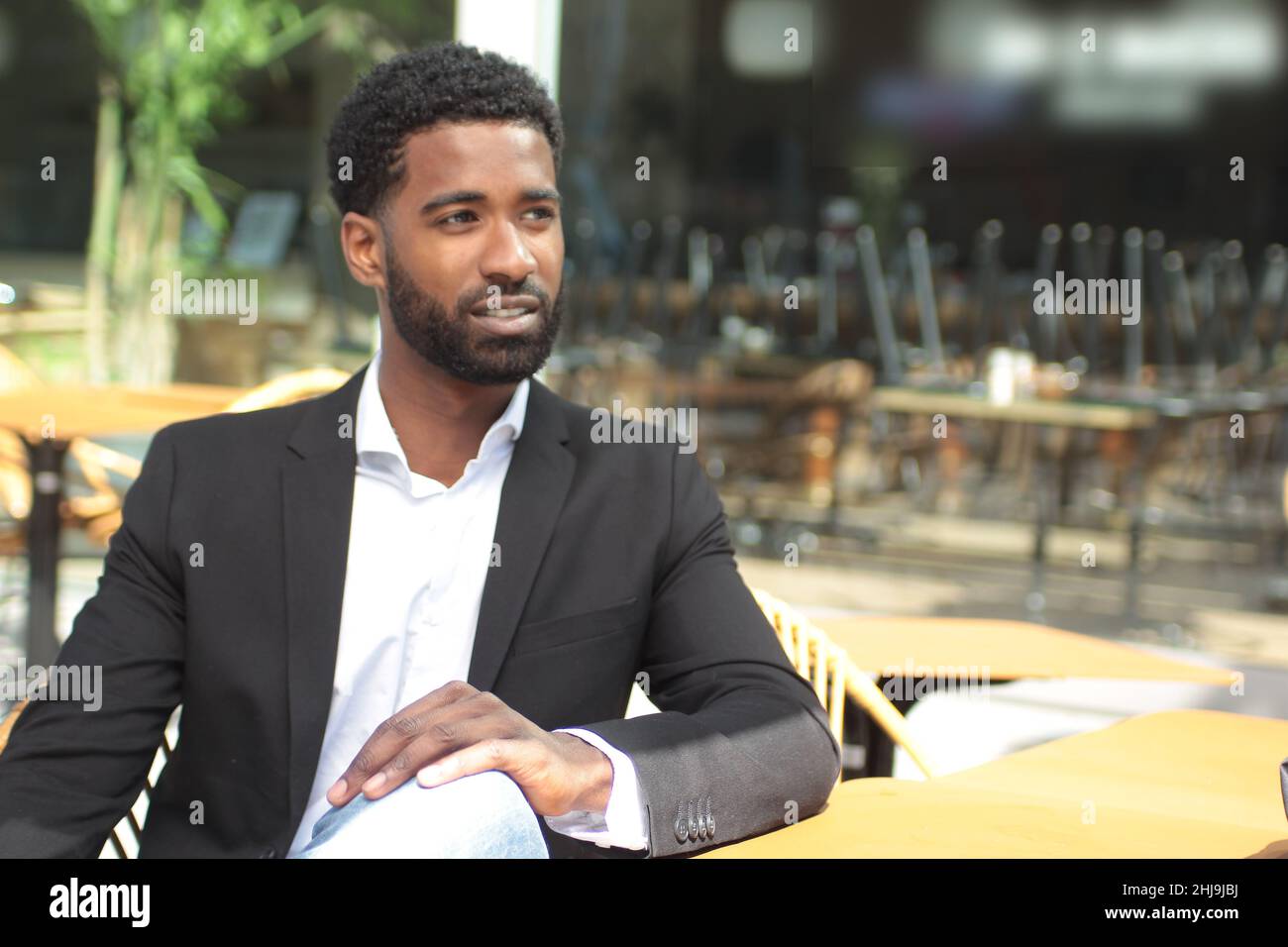 Beautiful businessman outside in the summer Stock Photo - Alamy