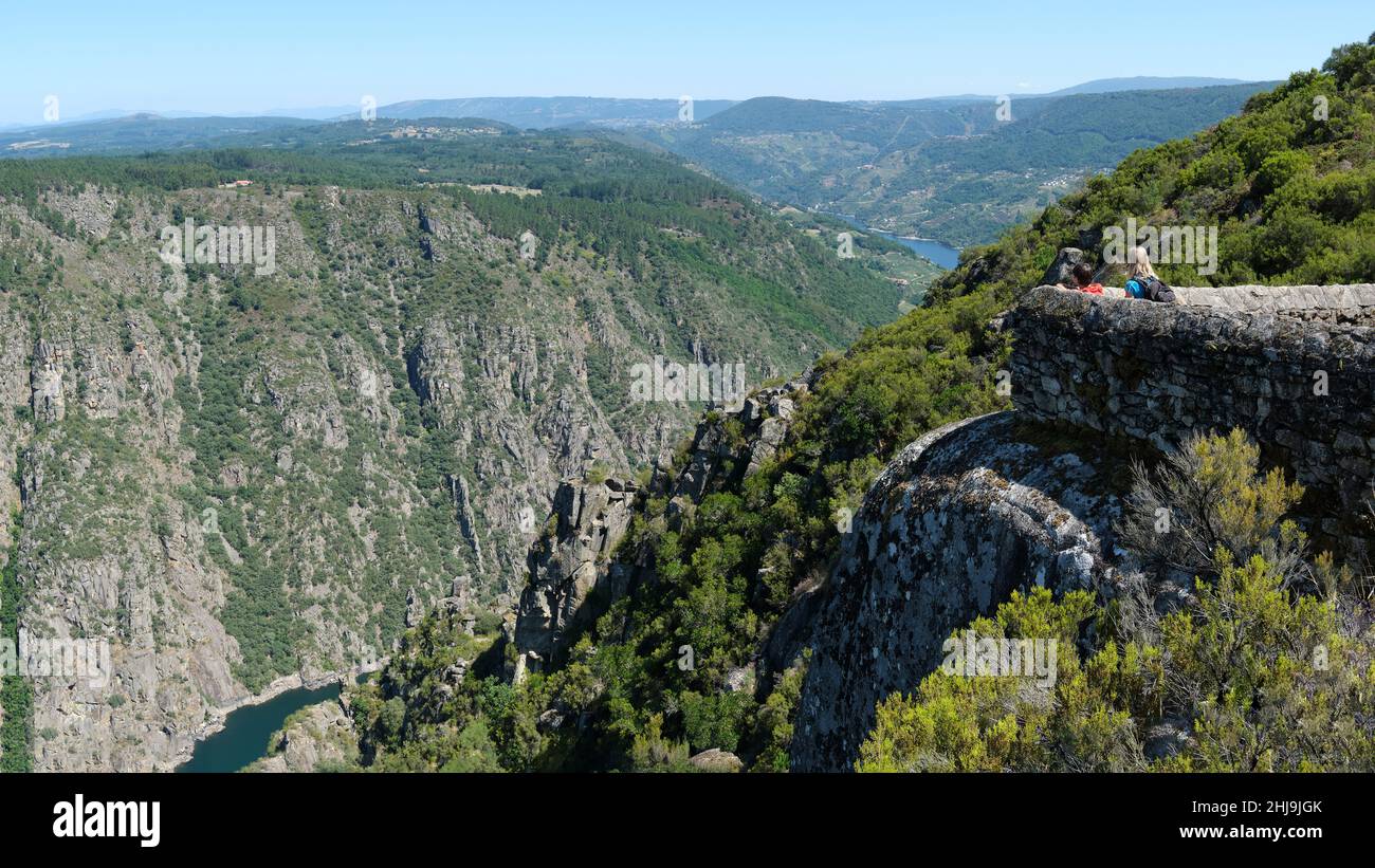 Hiking in Ribeira Sacra. Viewpoint over the Sil river canyon Stock ...