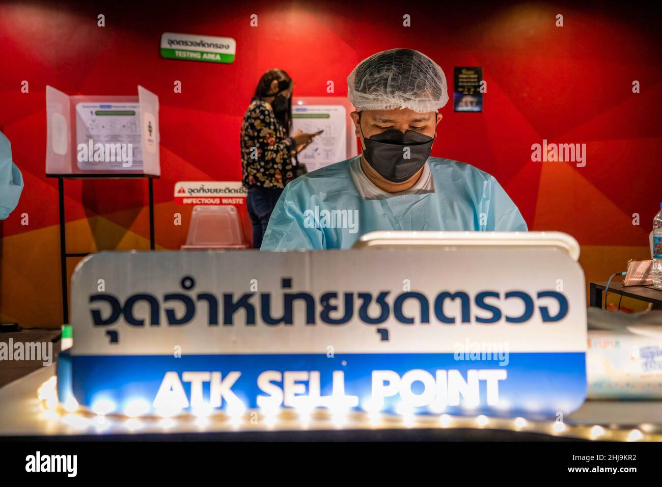 Bangkok, Thailand. 29th Jan, 2022. A medical worker sells ATK swab ...