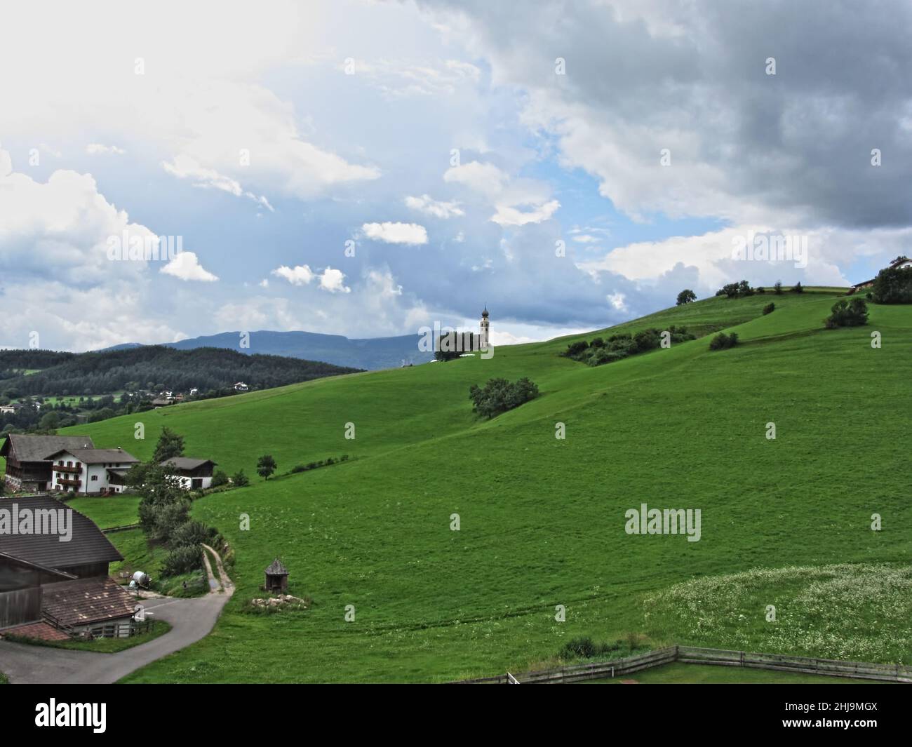 Panoramic view of Castelrotto Stock Photo - Alamy