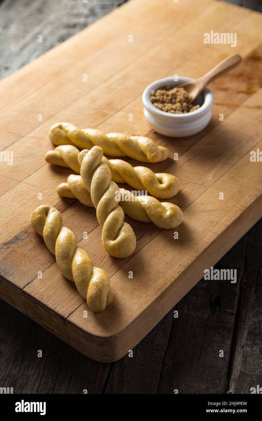 Bread twists bread bake hi-res stock photography and images - Alamy