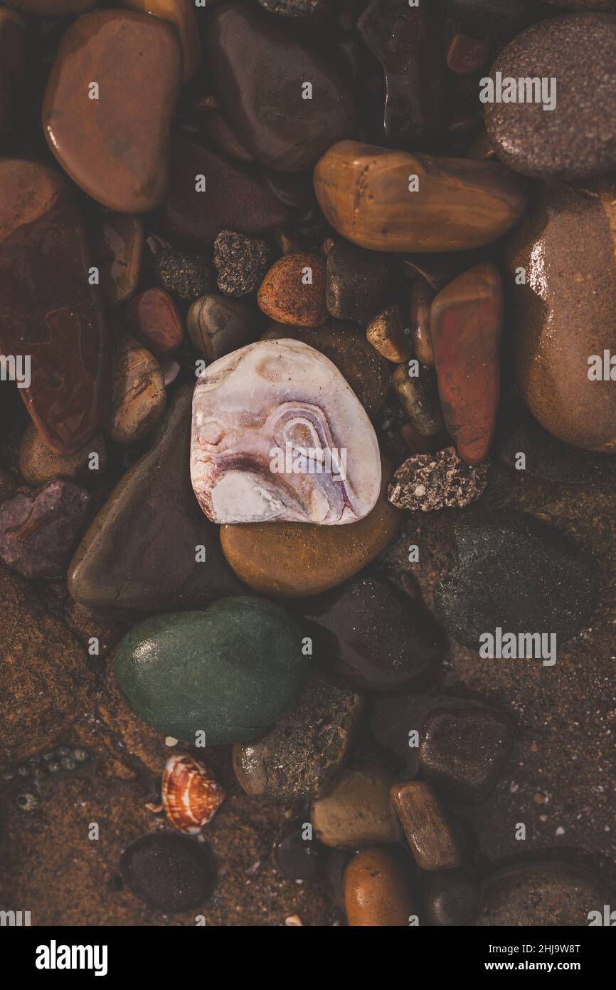 Shiny rocks hi-res stock photography and images - Alamy