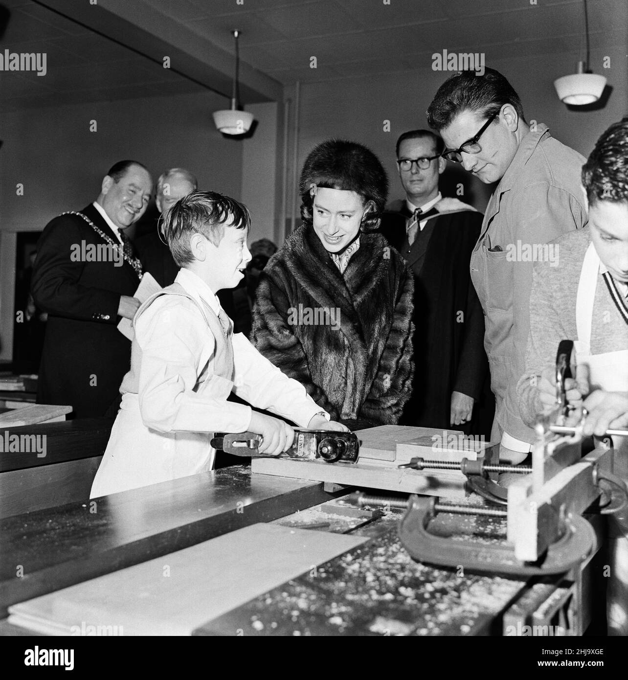 Princess Margaret visits the Albert Memorial School in Collyhurst ...