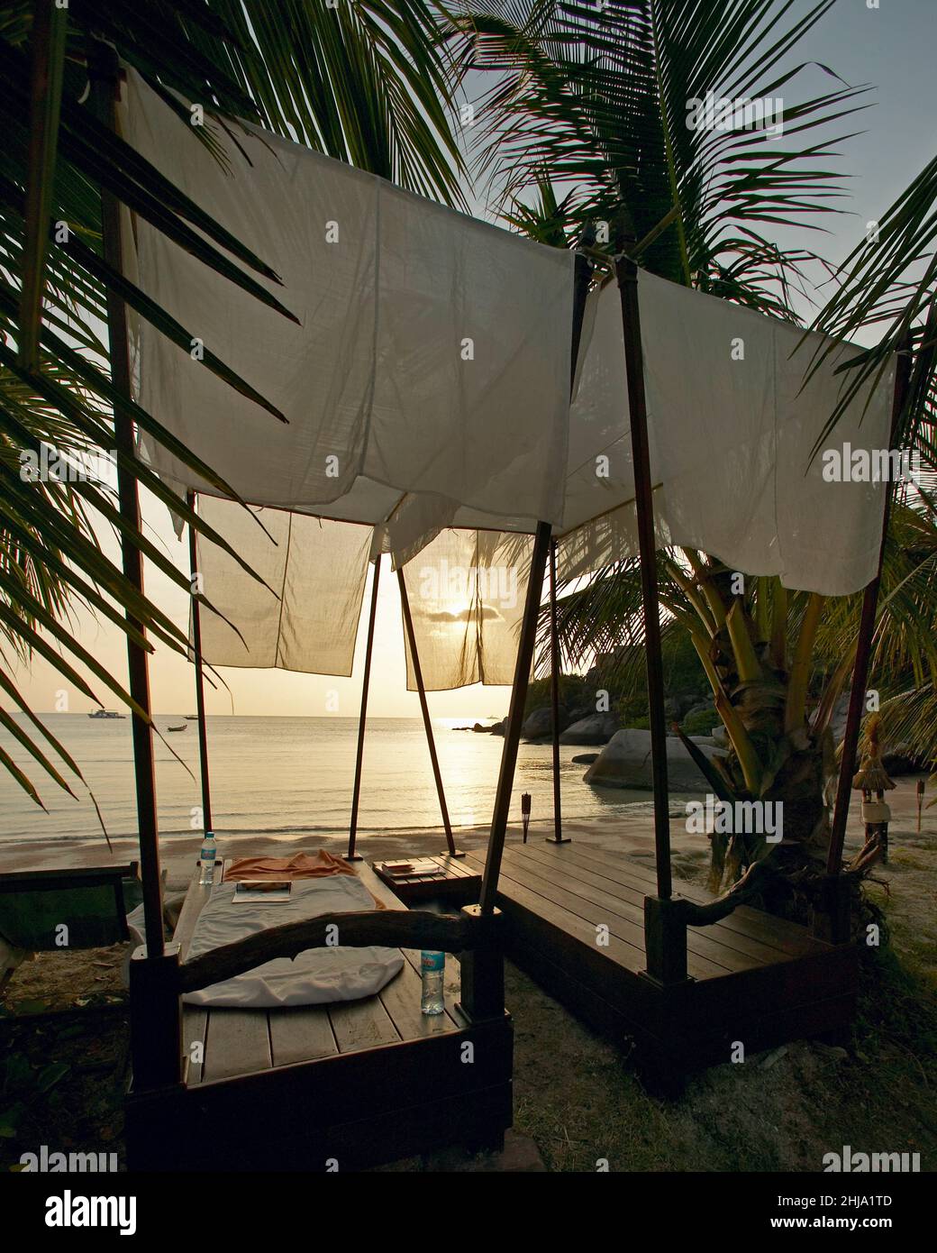 Luxury sun beds with canopies. Koh To a Stock Photo - Alamy