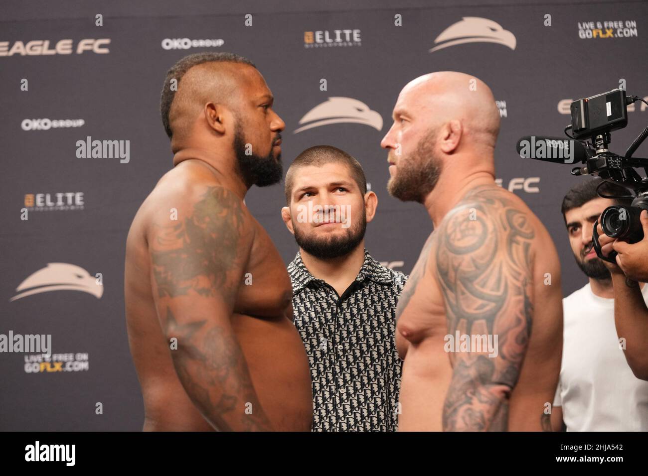 MIAMI, FL- JANUARY 27: (R-L) Shaun Asher vs. Yorgan De Castro face-off ...
