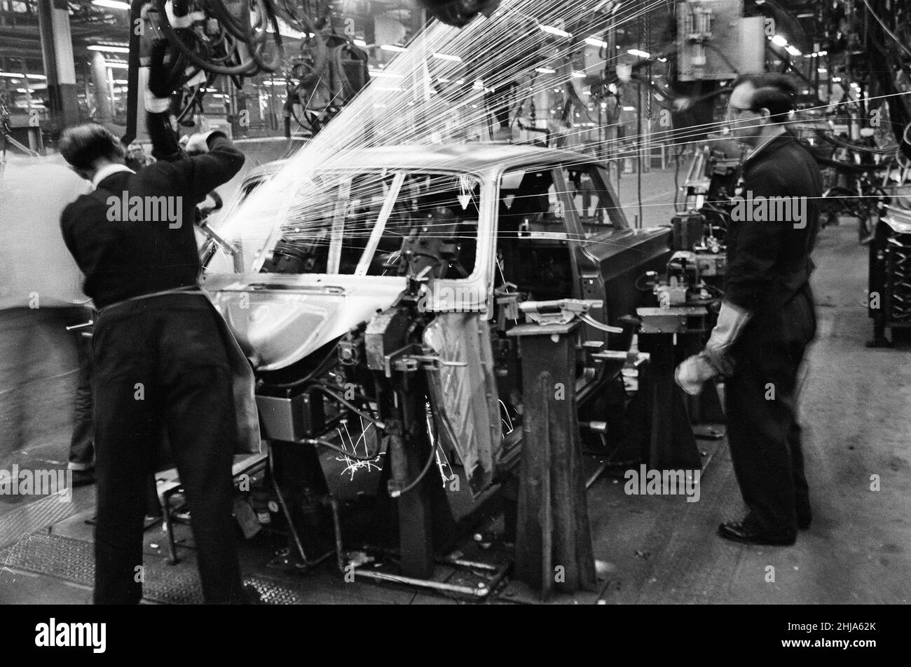 General motors factory Black and White Stock Photos & Images - Alamy