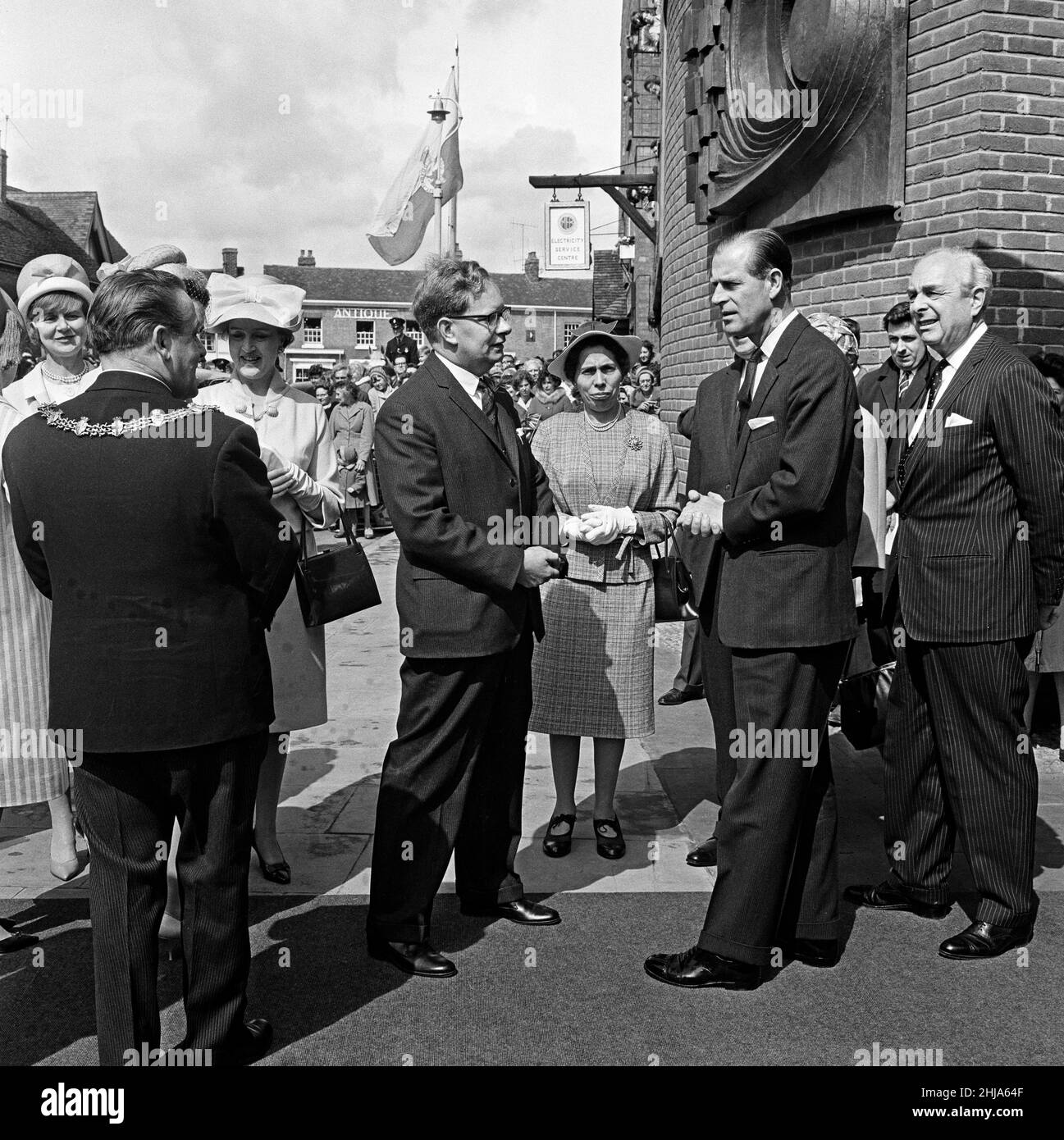 Celebrations for 400 years since the birth of William Shakespeare in ...
