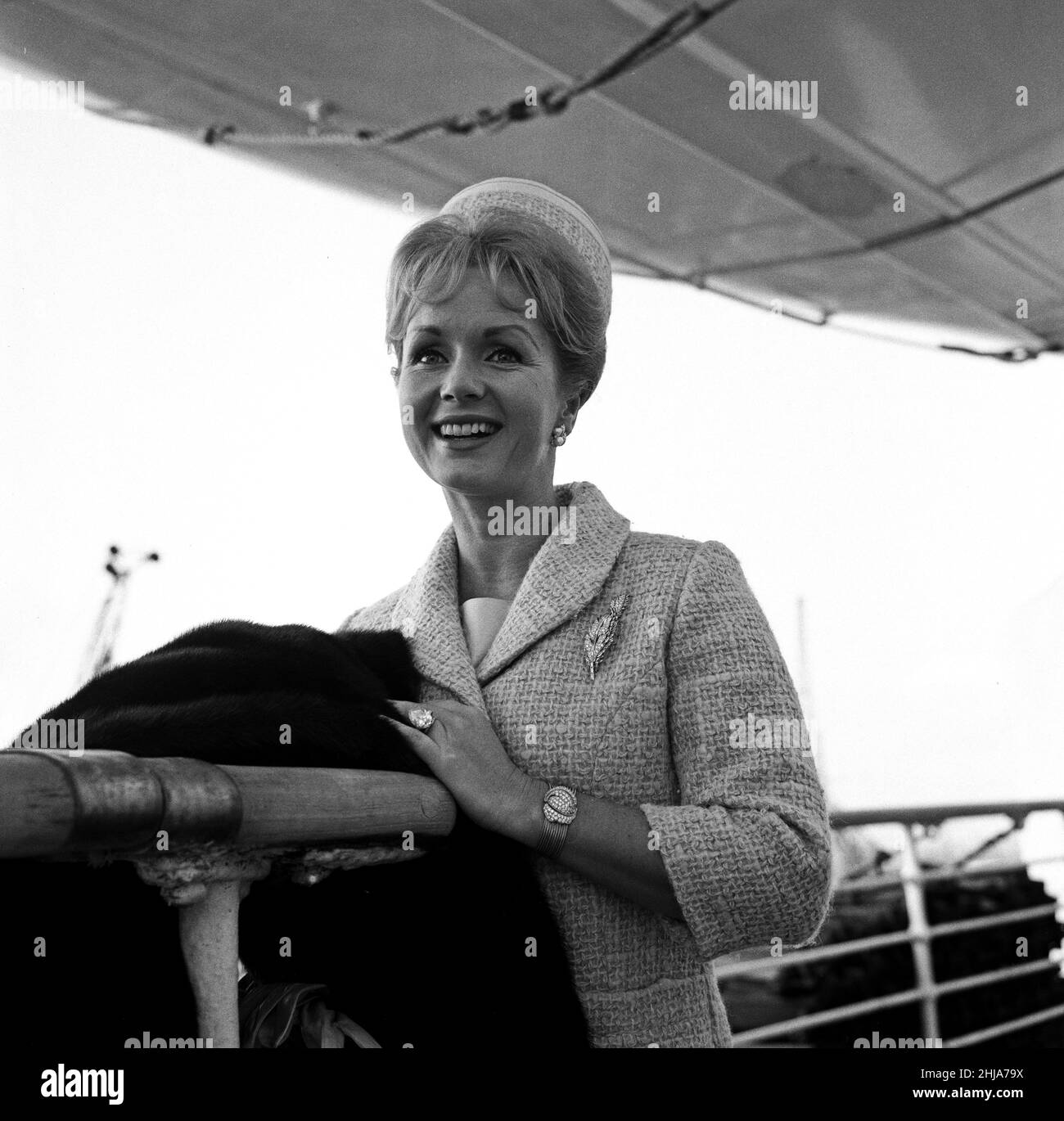 Queen 1964 hi-res stock photography and images - Alamy