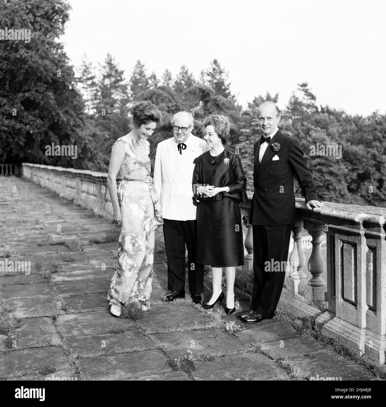 Lady astor home hi-res stock photography and images - Alamy