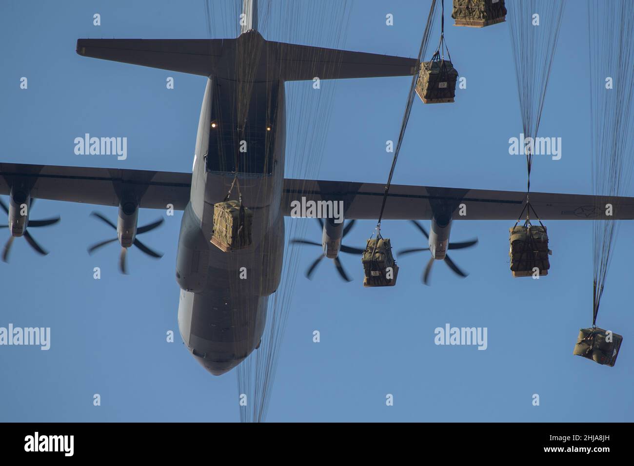 Japan Ground Self-Defense Force's container delivery system bundles ...