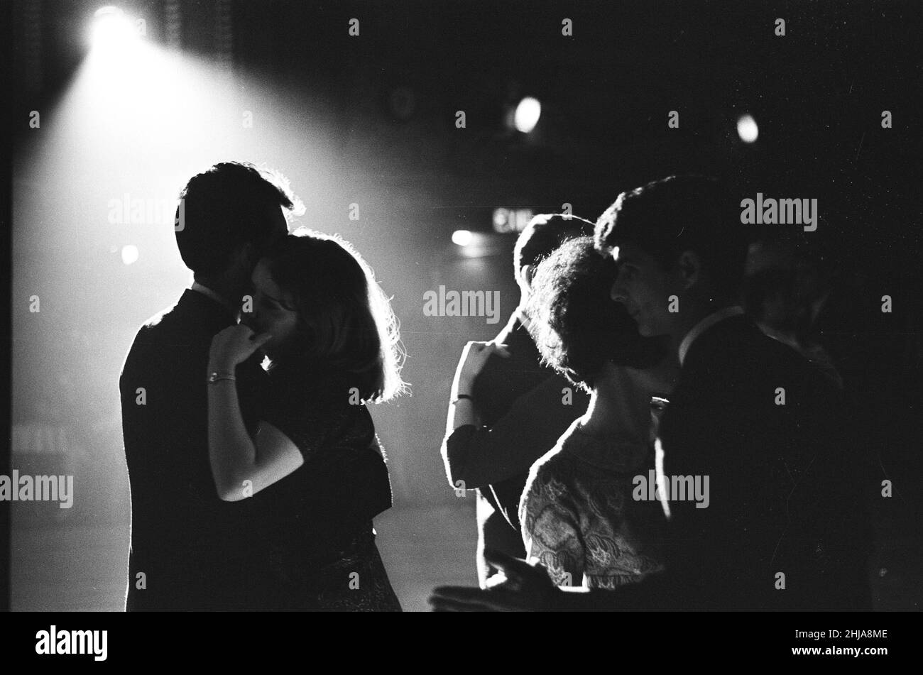 Couples at club 1960s hi-res stock photography and images - Alamy
