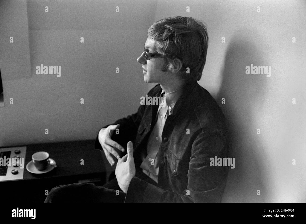 Andrew Oldham, Manager of The Rolling Stones with his wife Sheila ...