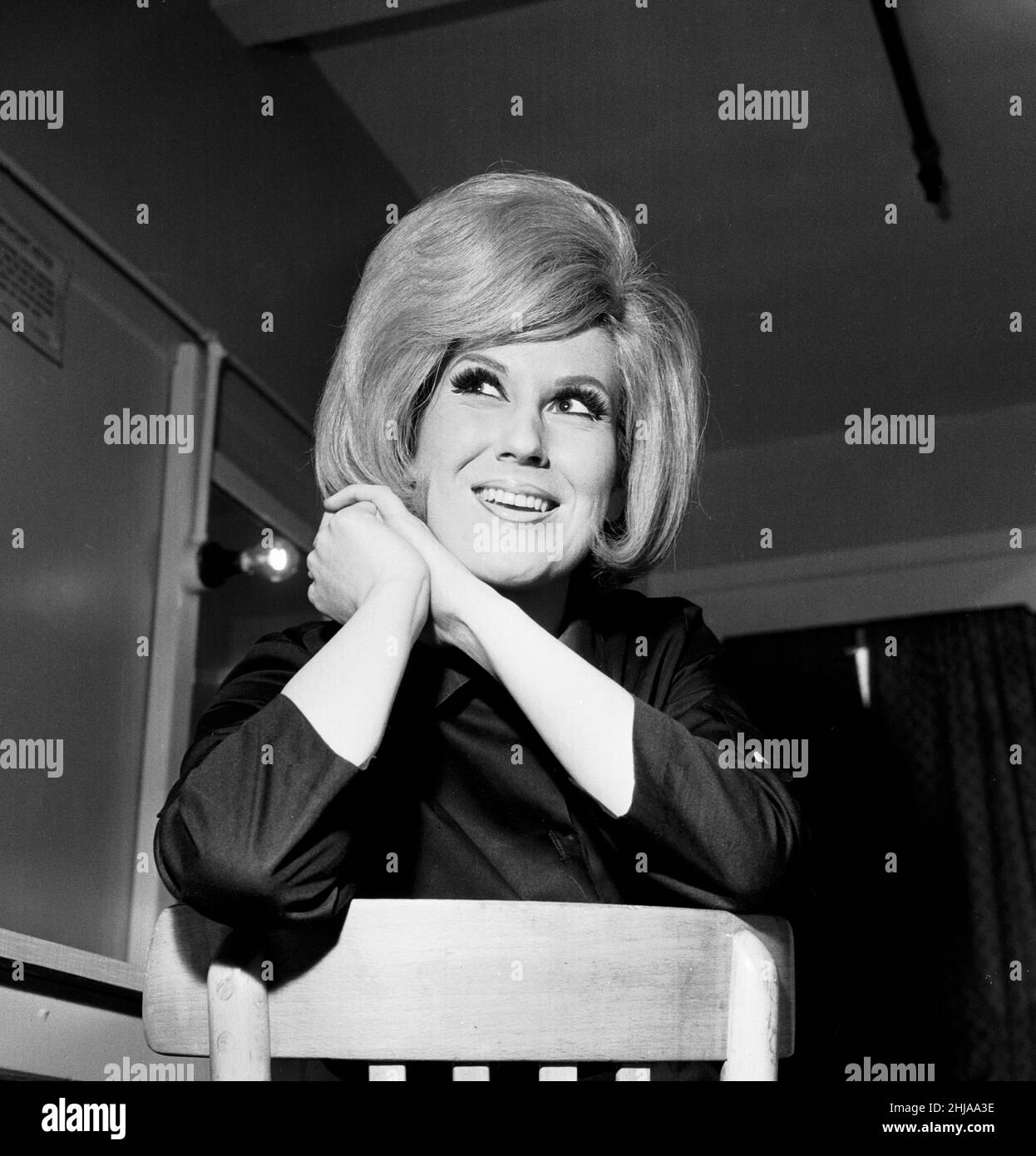 Dusty springfield 1960s hi-res stock photography and images - Alamy
