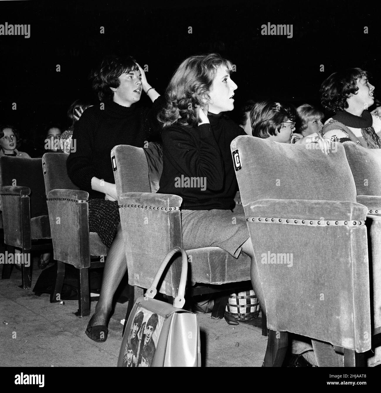 Beatles fans november 1963 fans hi-res stock photography and images - Alamy
