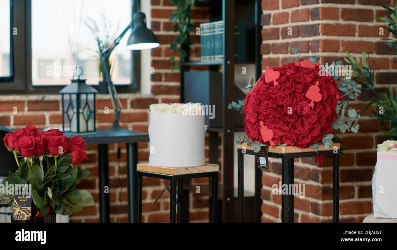 Empty room with flowers bouquet for valentines day event, celebrating ...