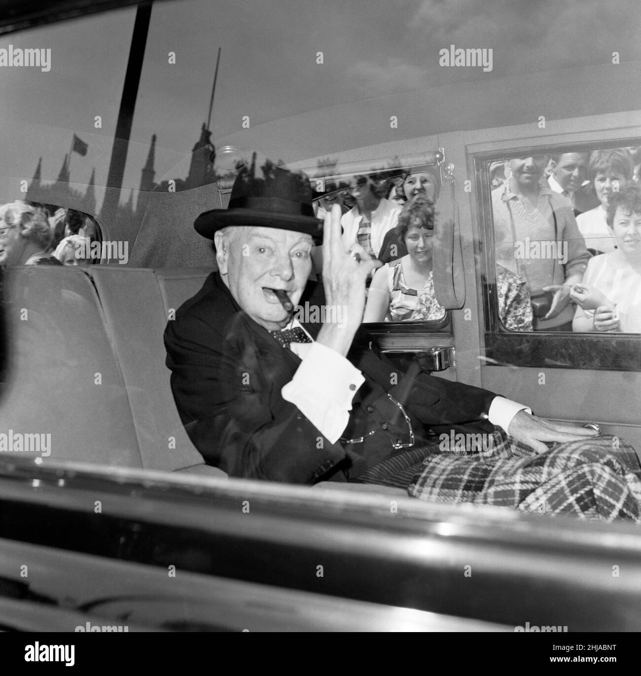 July 27, 1964 - London, England, U.K. - Prime Minister SIR WINSTON ...