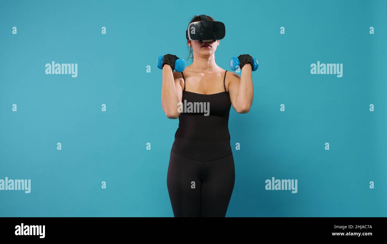 Vr exercises hi-res stock photography and images - Alamy