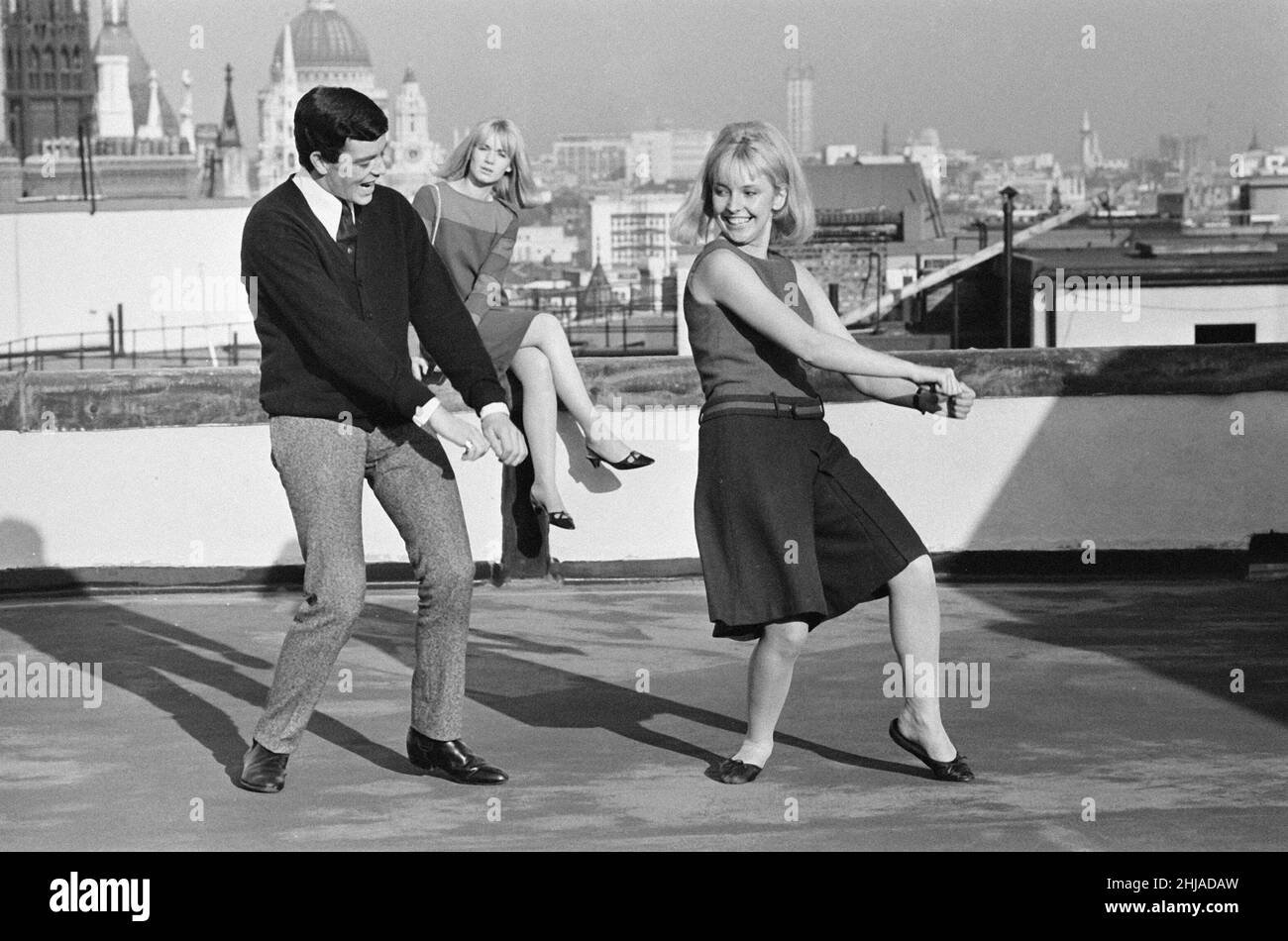 St pauls london 1960s hi-res stock photography and images - Alamy