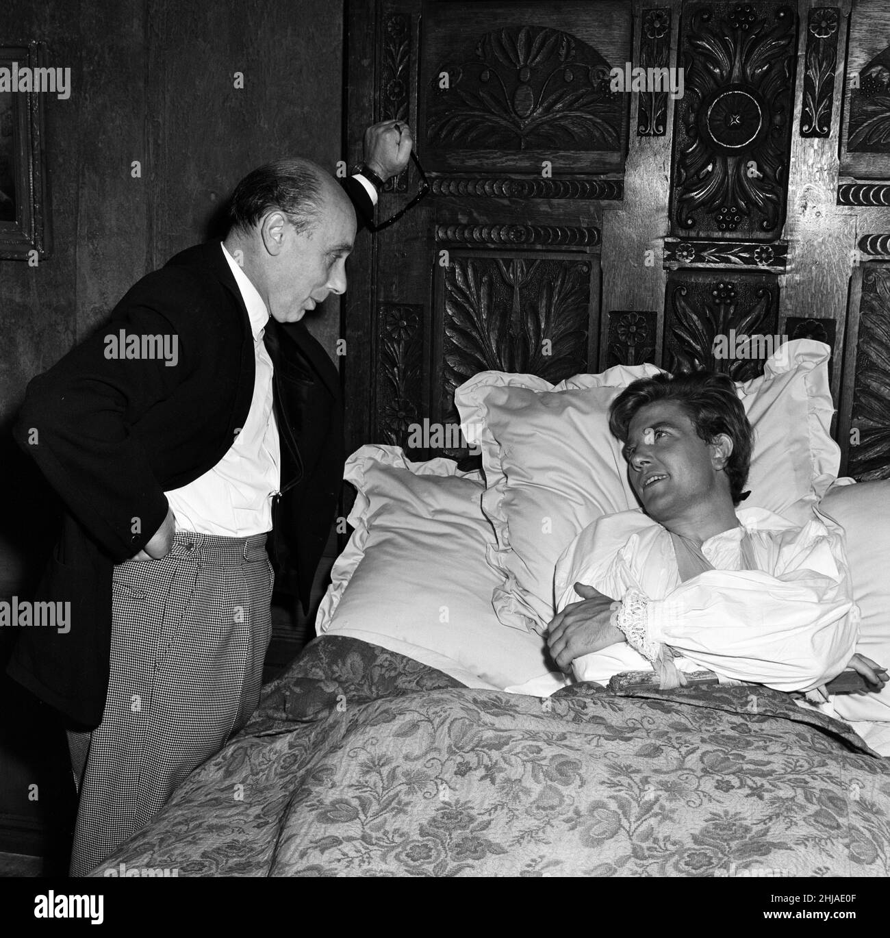 Albert Finney with Donald Zec on the set of "Tom Jones". 24th August ...