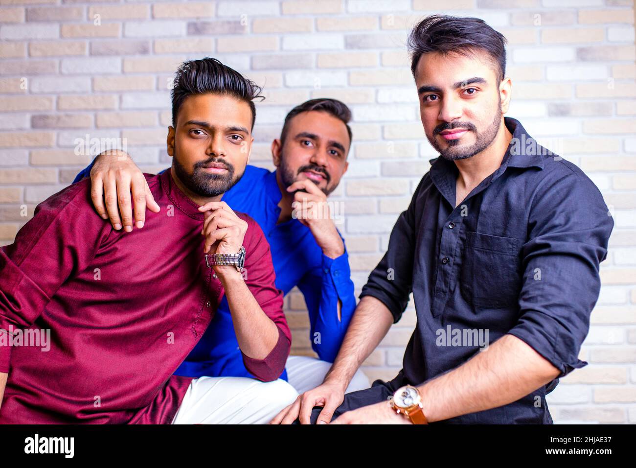 Office friends india hi-res stock photography and images - Alamy