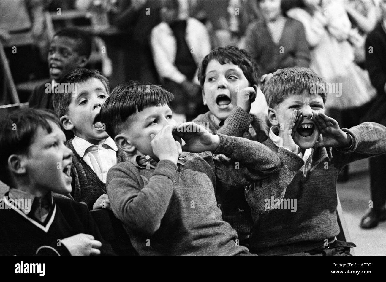 Pantomime children hi-res stock photography and images - Alamy