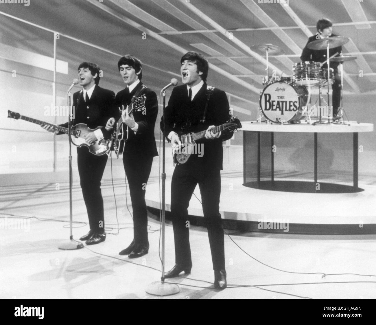 Beatles ed sullivan february 1964 hi-res stock photography and images ...
