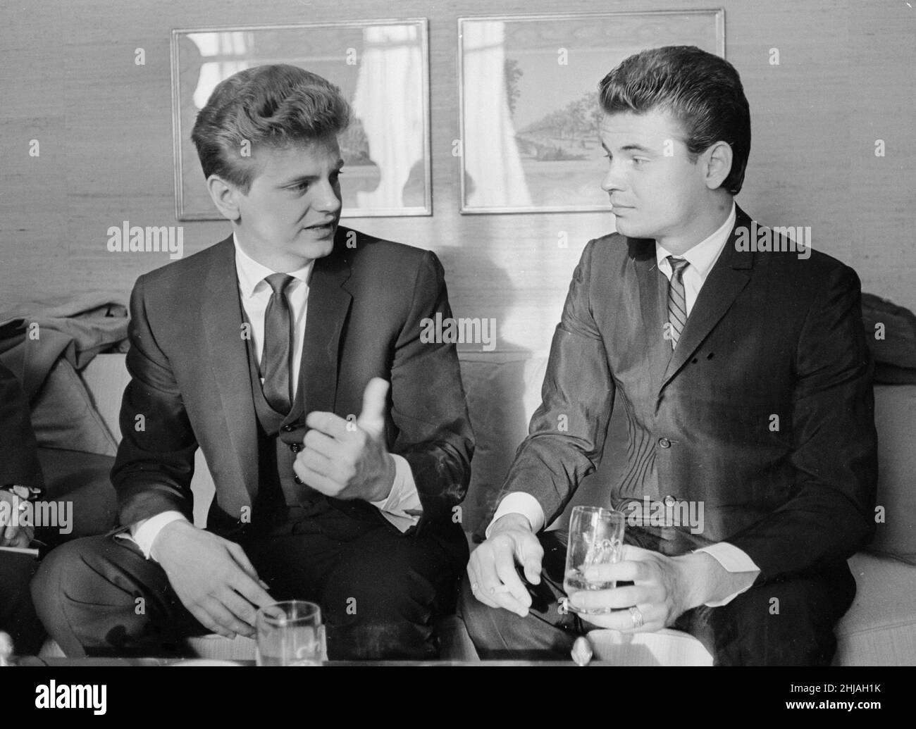 Phil (left) and Don Everly, American singing duo The Everly Brothers ...