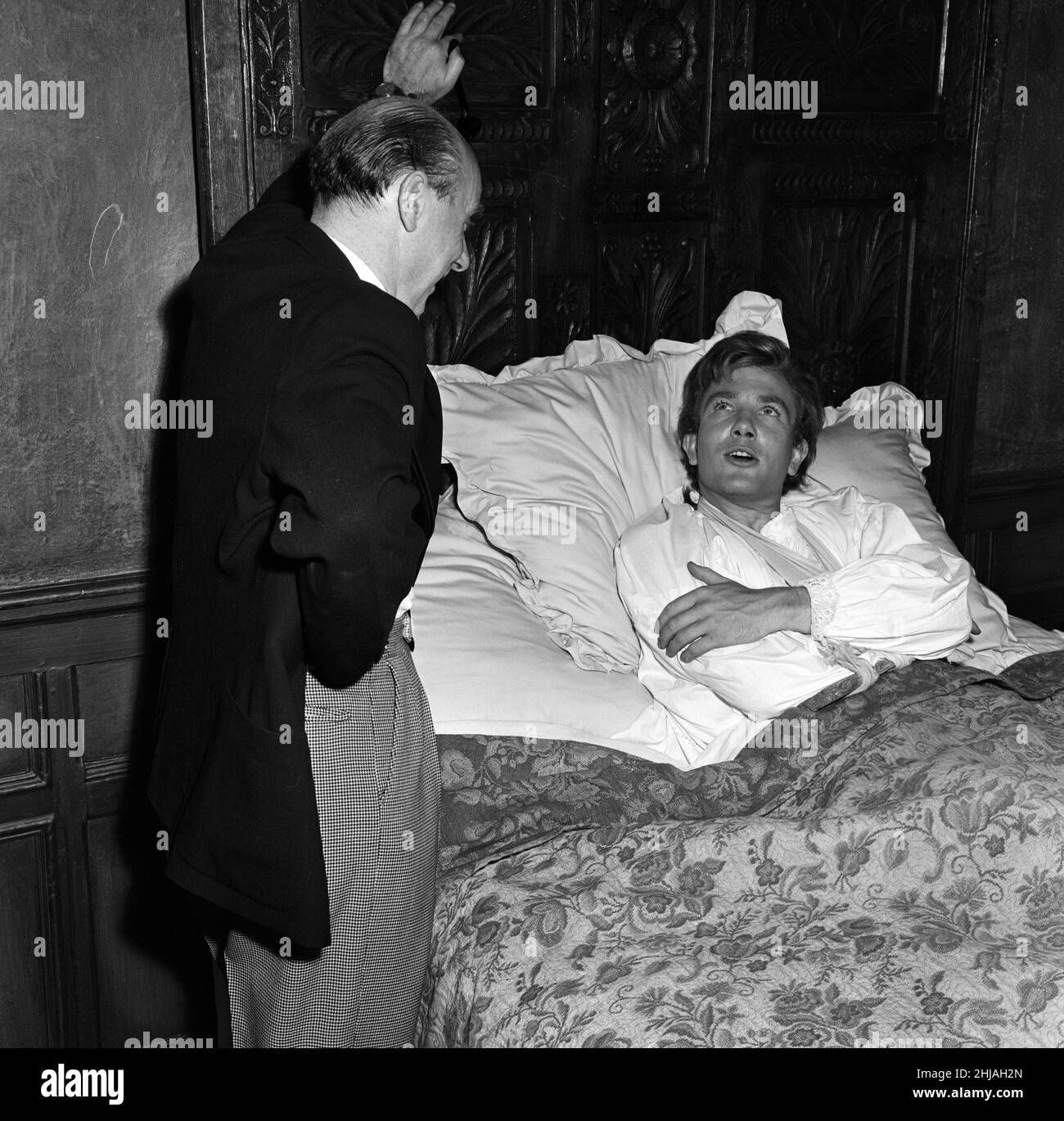 Albert Finney with Donald Zec on the set of "Tom Jones". 24th August ...