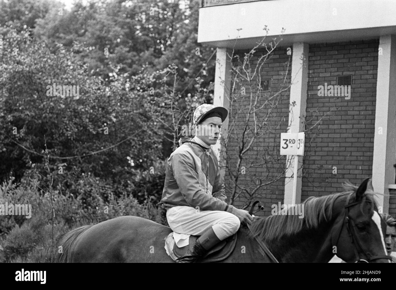 Racing at Windsor race course. Lester Piggott rides again after a two ...