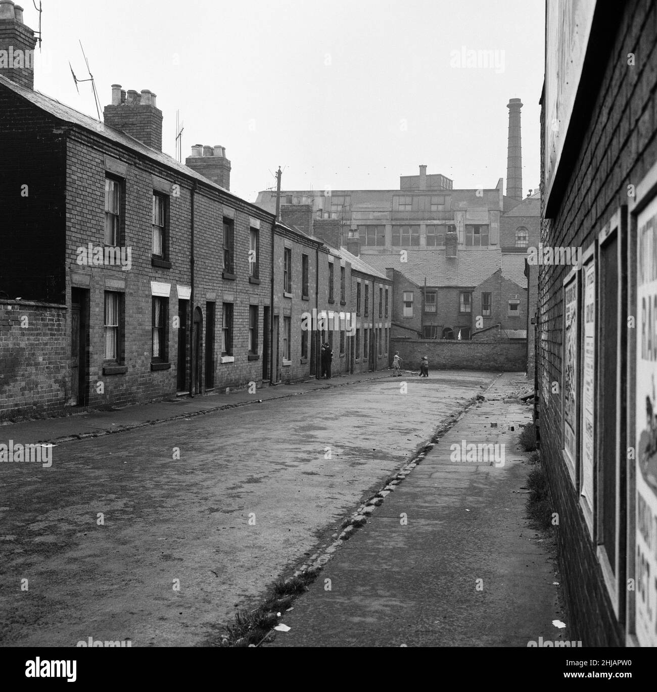 Terrace street 1960s hi-res stock photography and images - Alamy
