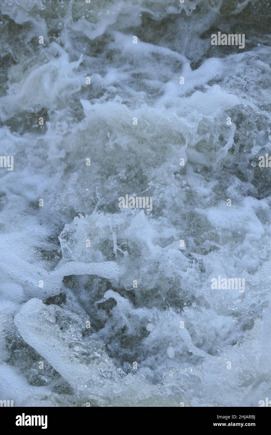 Water flowing on the River Thet at Thetford, Norfolk Stock Photo - Alamy