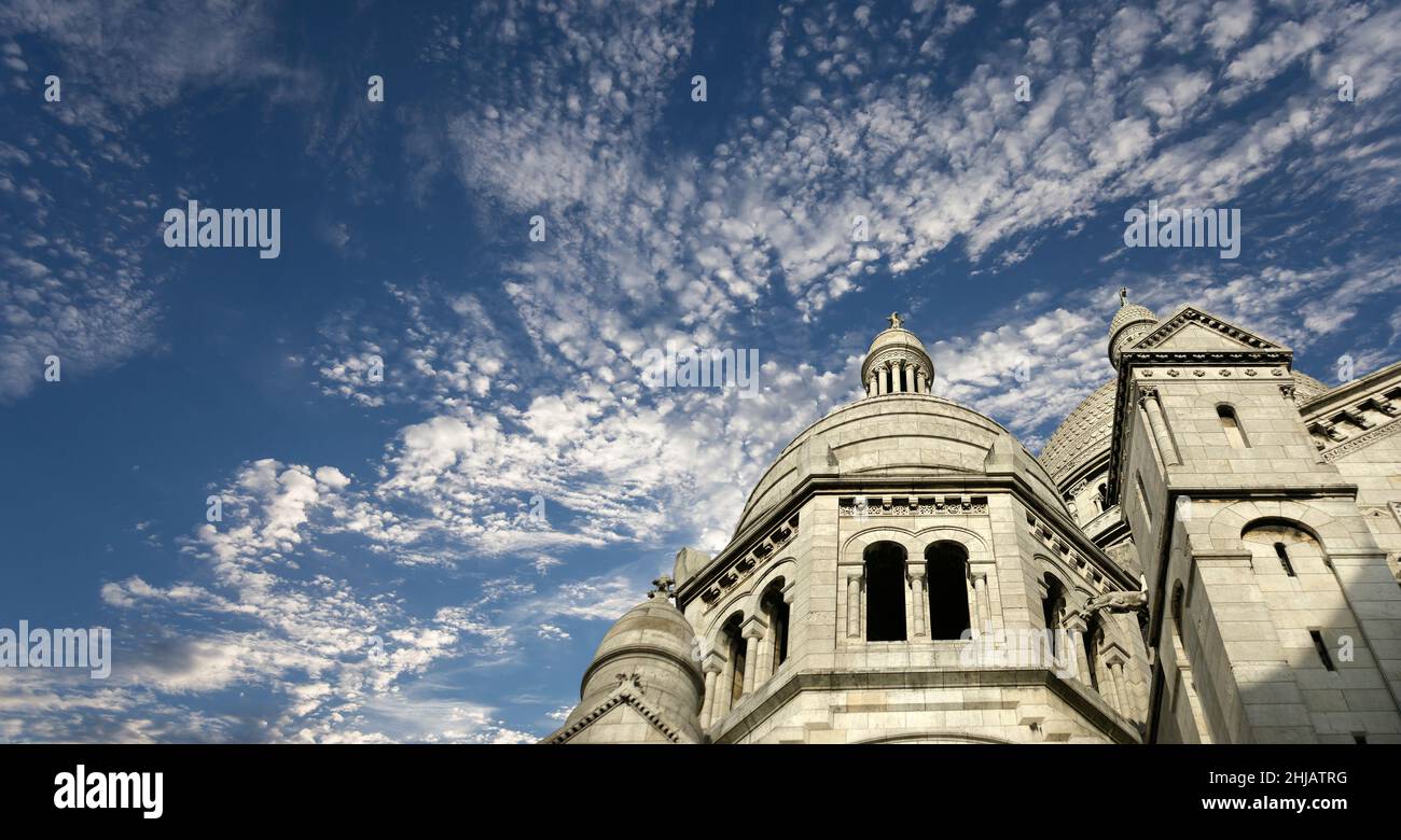 Basilica of the Sacred Heart of Paris, commonly known as Sacre-Coeur ...